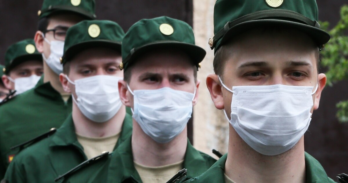 "Общество консервируется в страхе и бездействии". Почему "Солдатские ...
